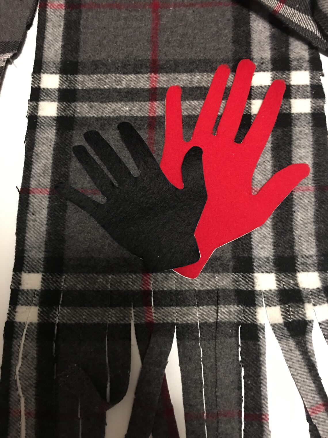 How to make an adorable Hug Me scarf - Baker Street Living