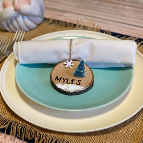 Easy to make DIY Wood Slice Place cards. - Baker Street Living